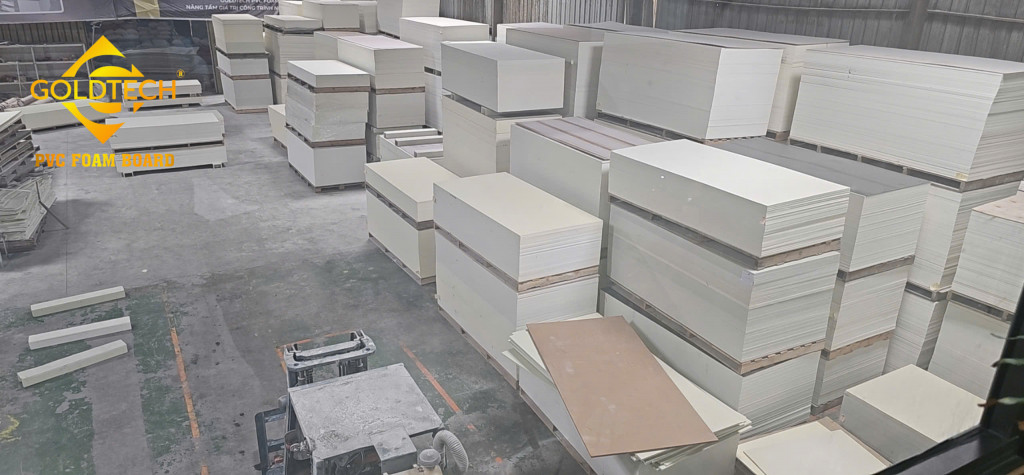 Gỗ nhựa Goldtech 644