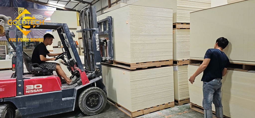 Foam Board Design /52